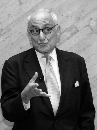 Robert A M Stern - Yale Architecture