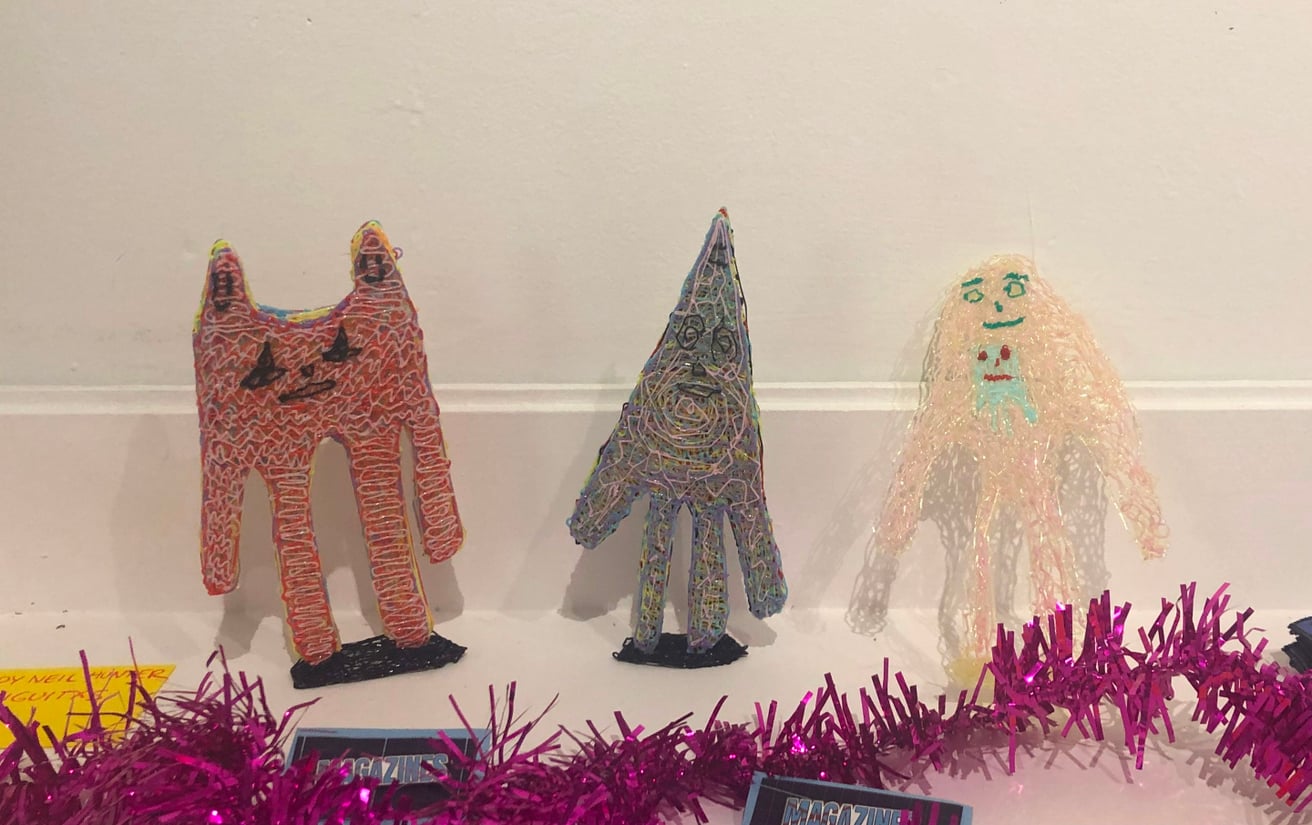 Roy Neil Hunter - Amiguitxs - Printed Matter