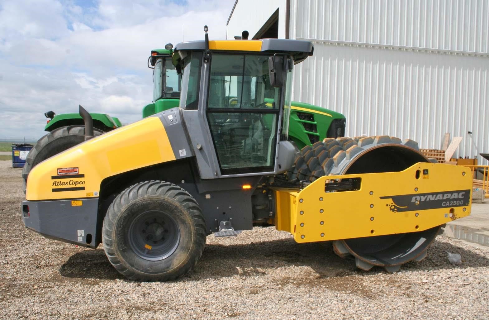 2015 Dynapac CA2500D For Sale - Headwater Equipment